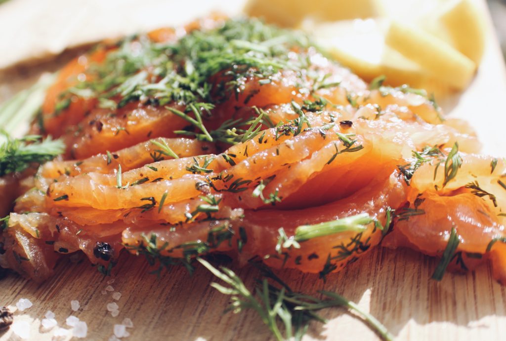 How to make the best Salmon Gravlax in minutes - Soul&Streusel