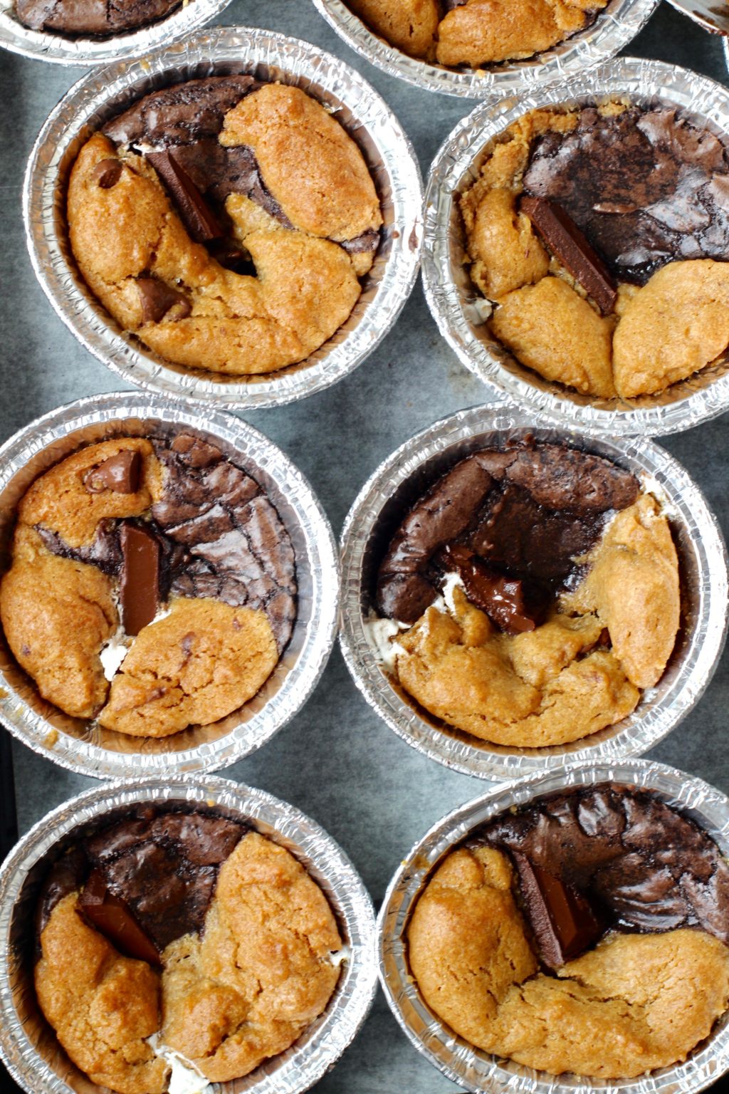 Mini S'mores Cookie Dough Pies - Soul&Streusel